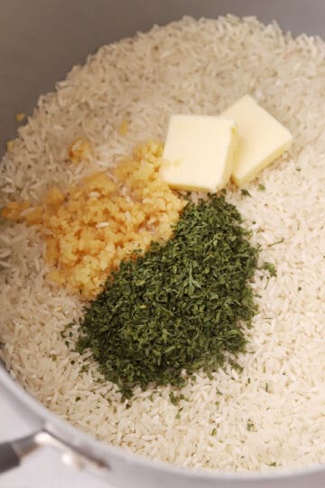 Garlic Parmesan Rice - The Carefree Kitchen
