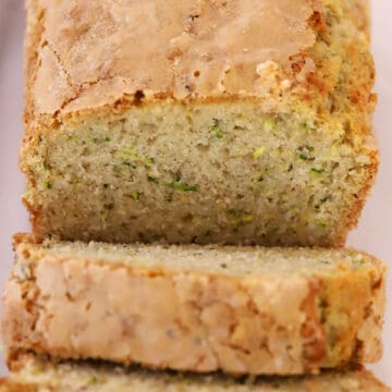 The Best Homemade Zucchini Bread Recipe {Video} Recipe | The Carefree ...