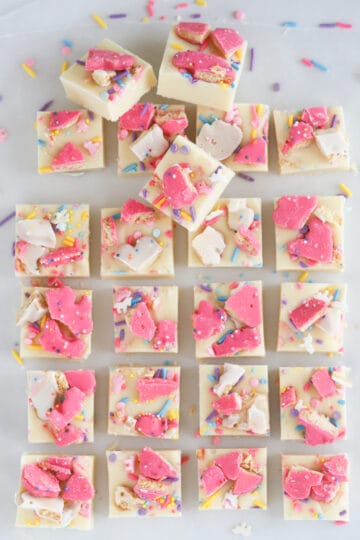 Animal Cookie Fudge - The Carefree Kitchen
