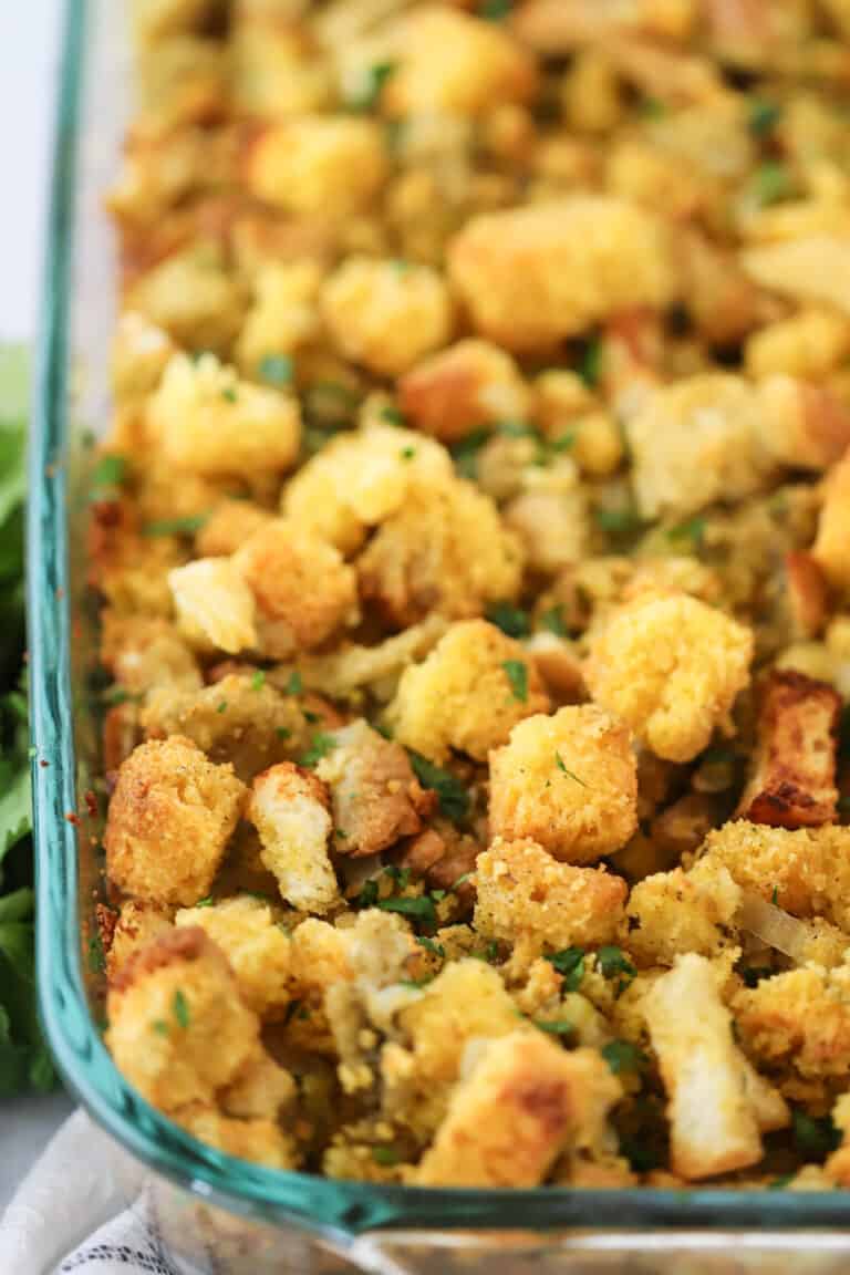 Easy Cornbread Stuffing Recipe - The Carefree Kitchen