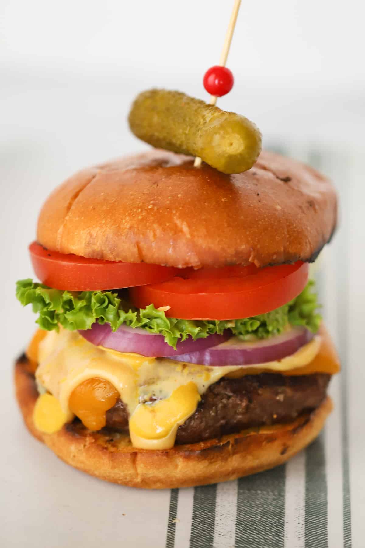 Best Homemade Hamburgers Recipe - The Carefree Kitchen