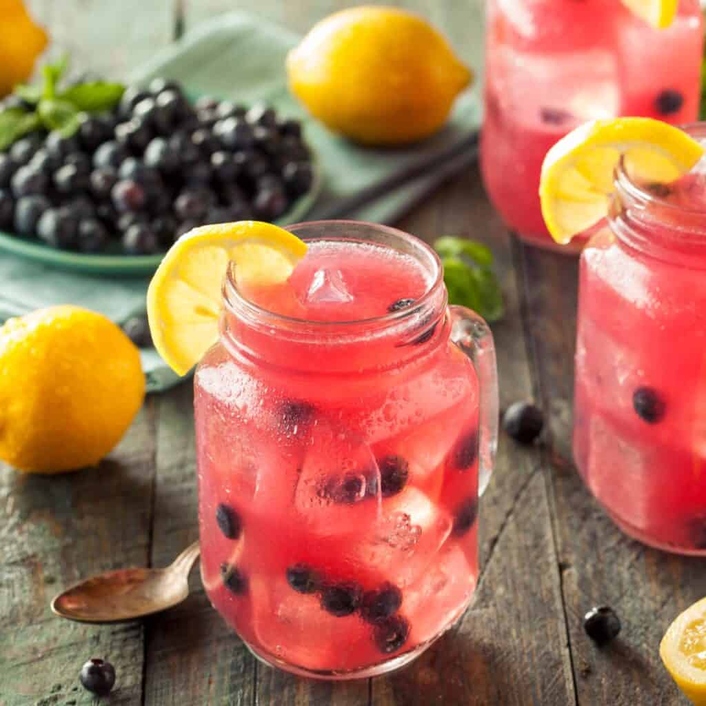 Berry Lemonade Recipe - The Carefree Kitchen