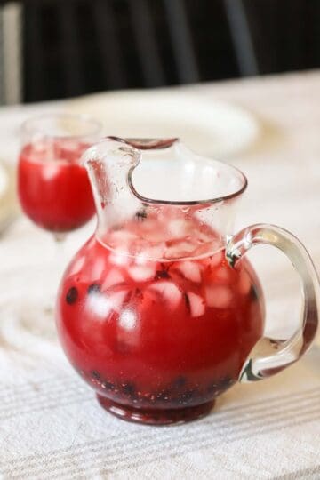 Berry Lemonade Recipe - The Carefree Kitchen