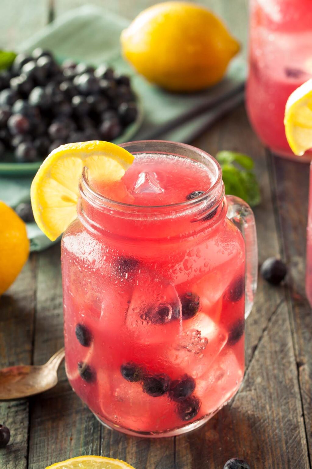 Berry Lemonade Recipe - The Carefree Kitchen