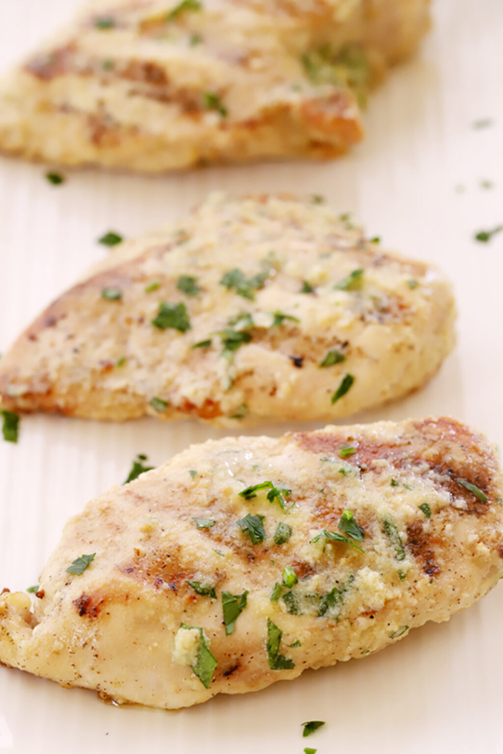 Garlic Parmesan Grilled Chicken - The Carefree Kitchen