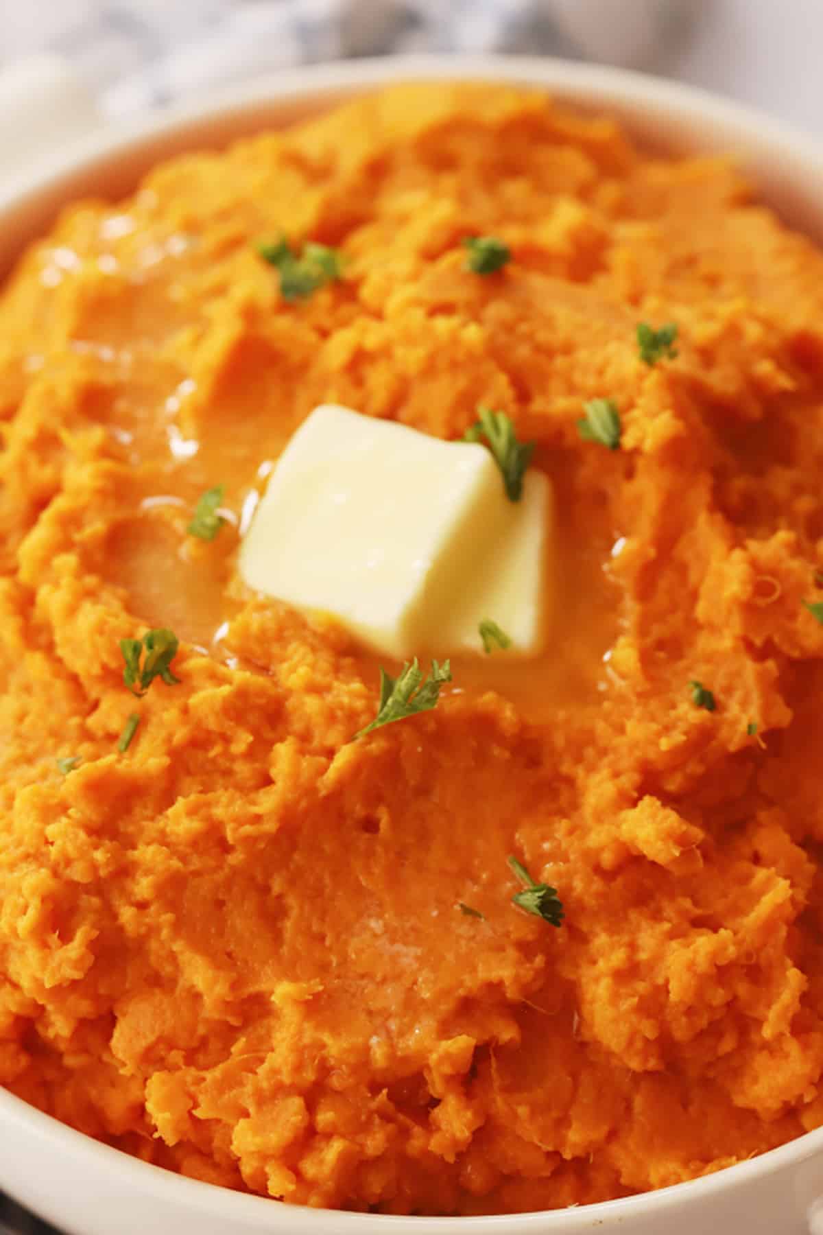 Easy Mashed Sweet Potatoes - The Carefree Kitchen