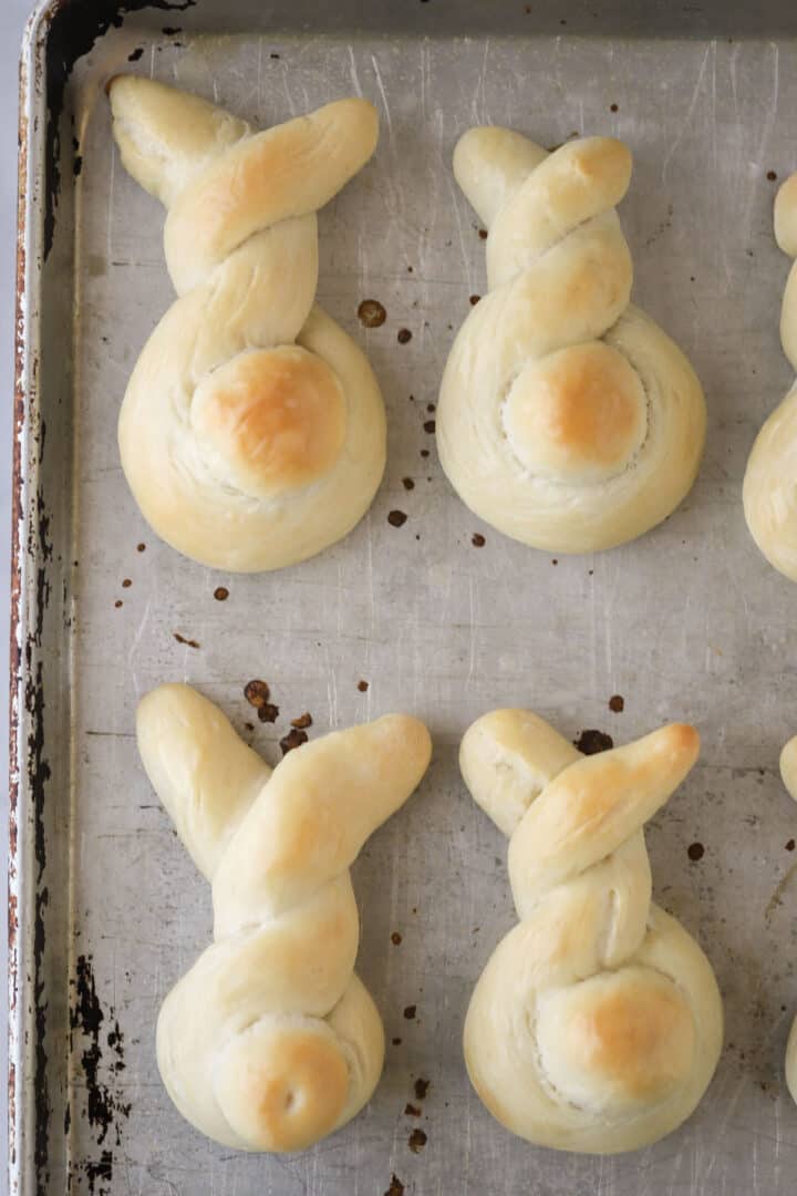 Easter Bunny Rolls - The Carefree Kitchen